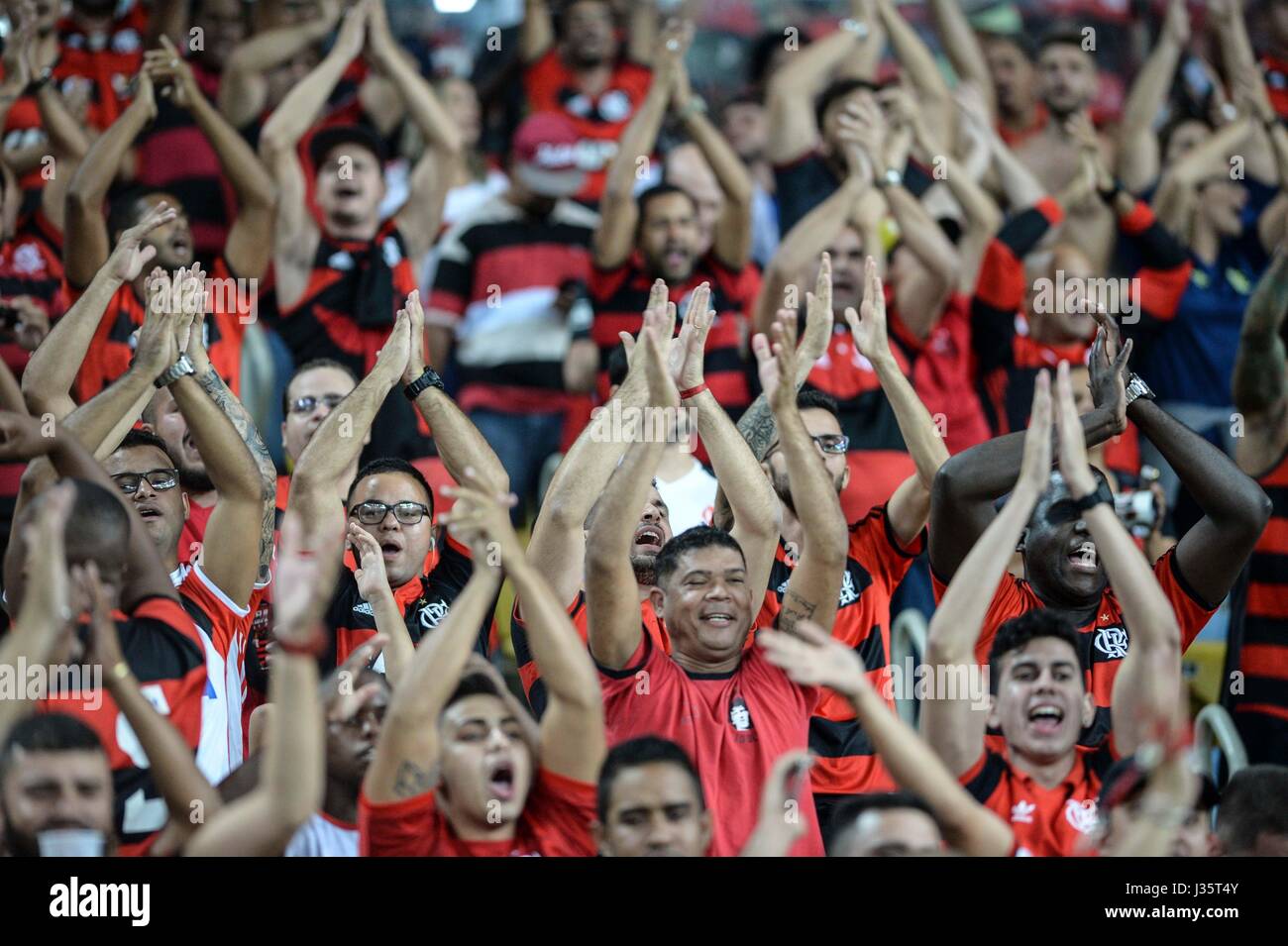 Rio De Janeiro, Brazil. 03rd May, 2017. Fans for Flamengo x U. Catolica ...