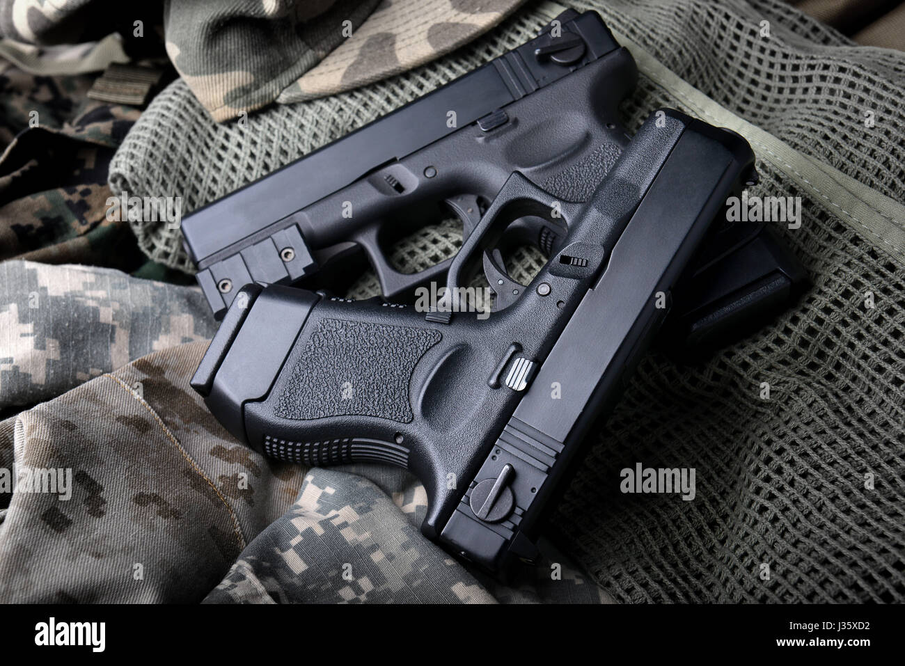 Handgun shadow hi-res stock photography and images - Alamy