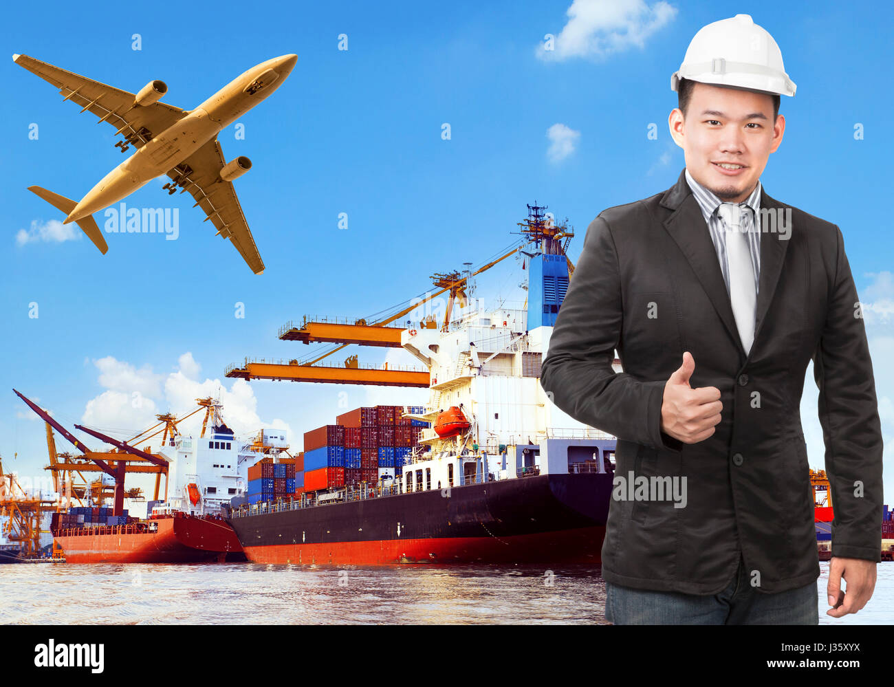 Cargo plane flying above ship hi-res stock photography and images - Alamy