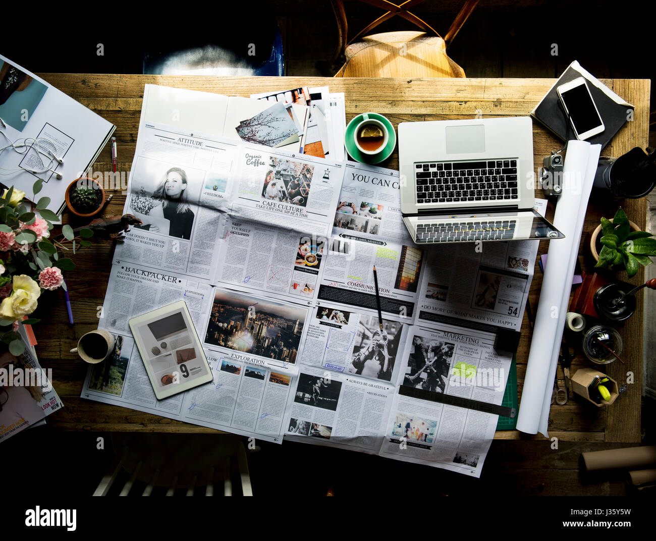 Editor newspaper design hi-res stock photography and images - Alamy