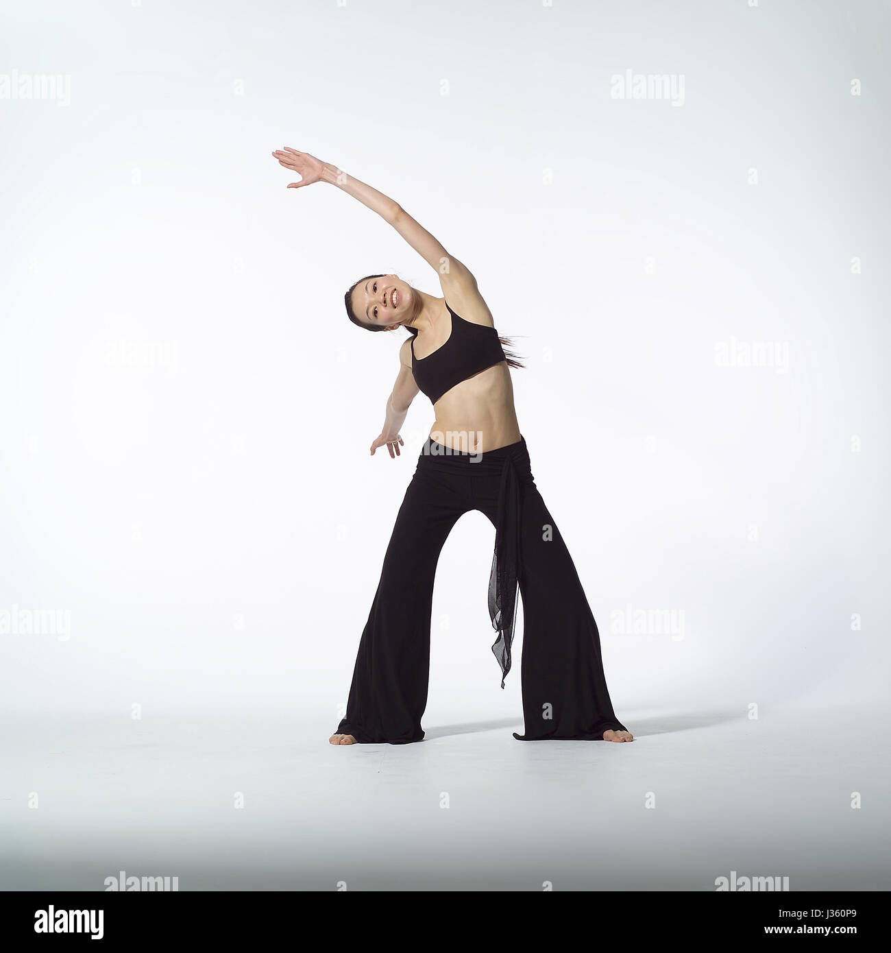 Chinese woman dancing barefoot hi-res stock photography and images - Alamy