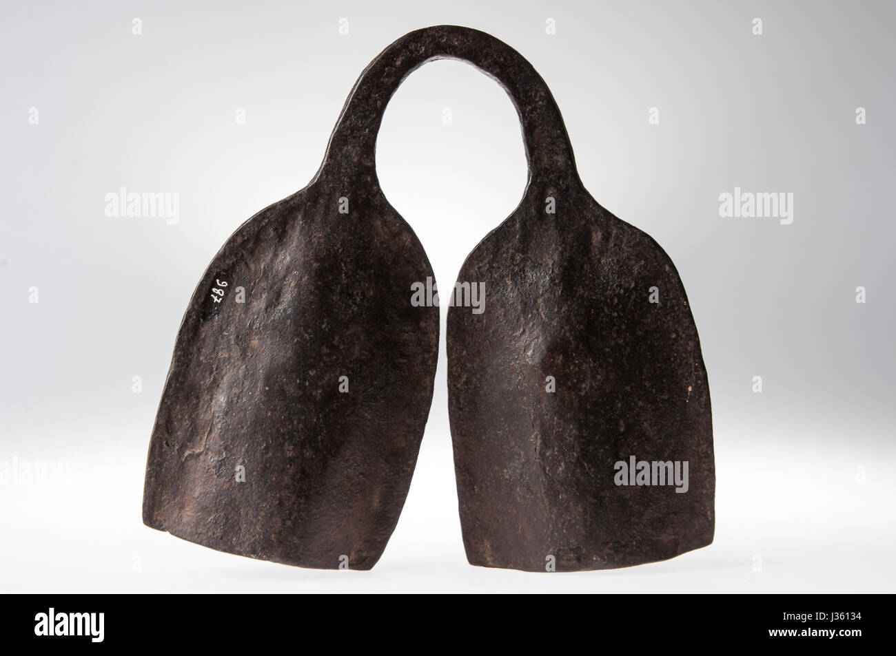 African agogo bells hi-res stock photography and images - Alamy