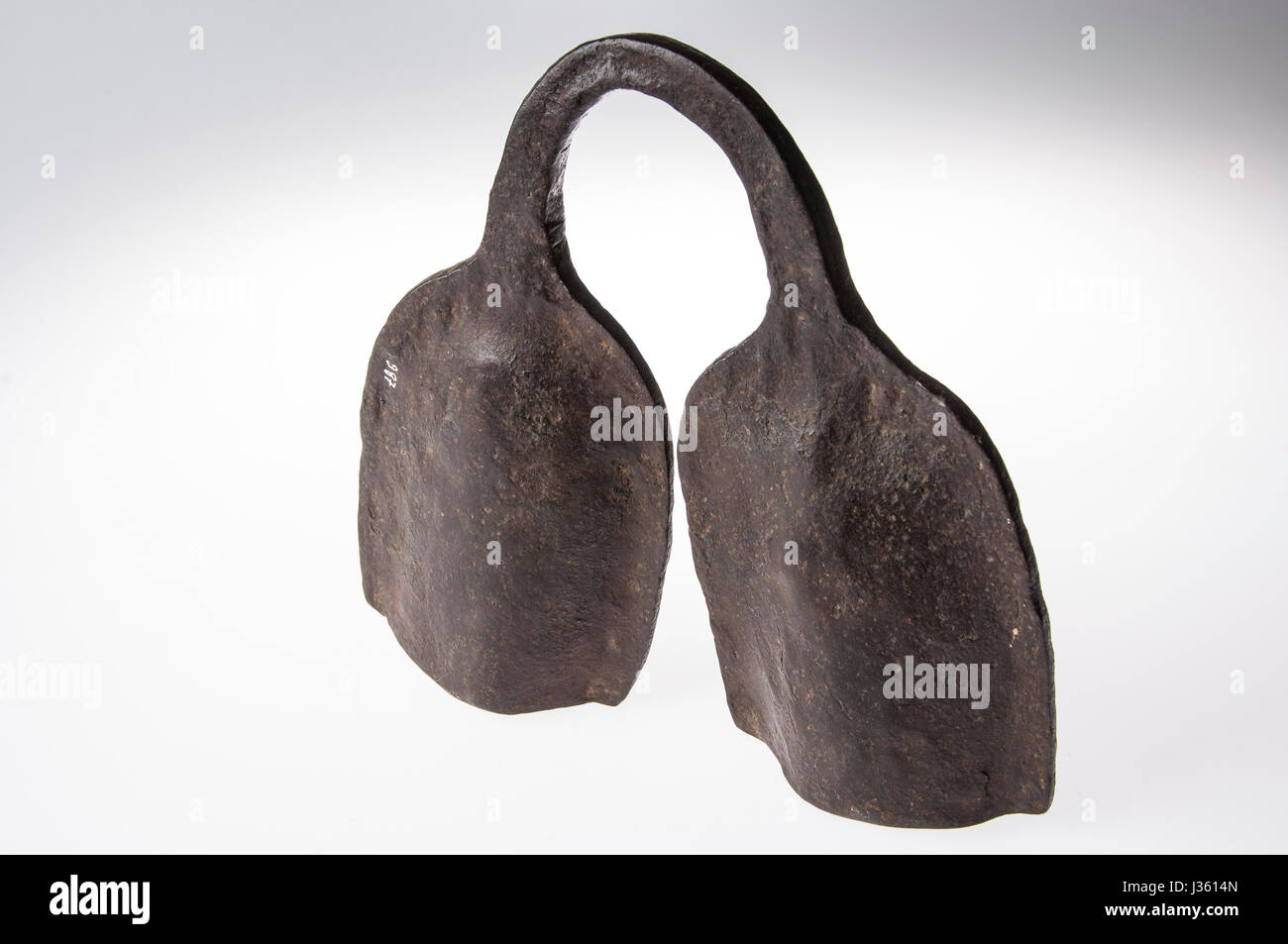 African agogo bell hi-res stock photography and images - Alamy