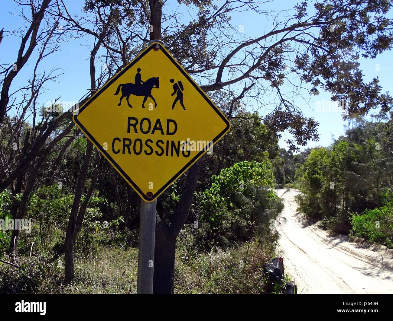 Warning sign advising people hi-res stock photography and images - Alamy