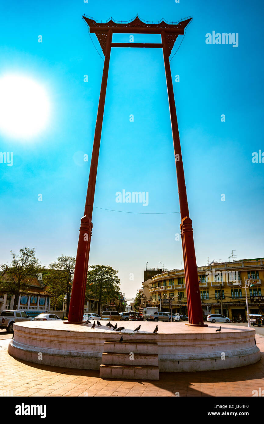 The giant swing, Sao Ching Cha, in Bangkok Stock Photo - Alamy