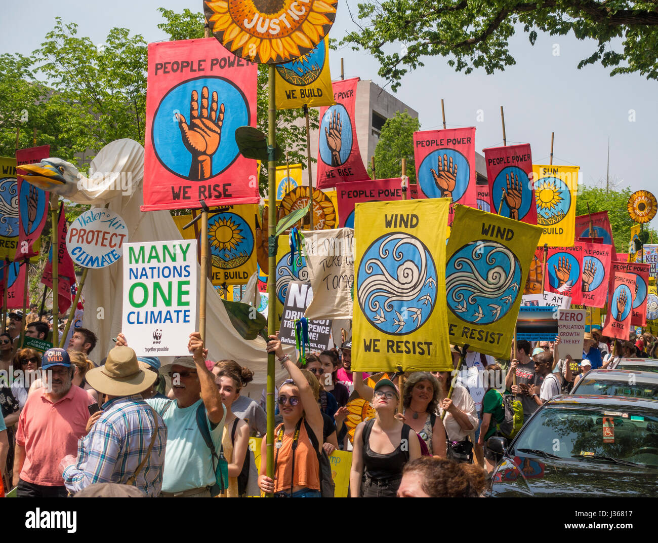 Protesting for the climate hi-res stock photography and images - Alamy
