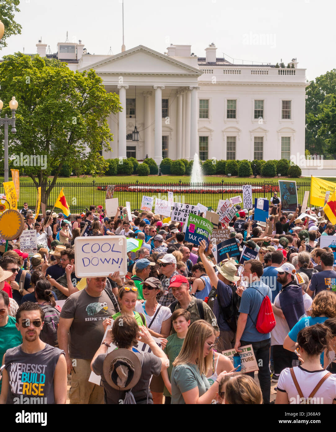 Climate house hi-res stock photography and images - Alamy