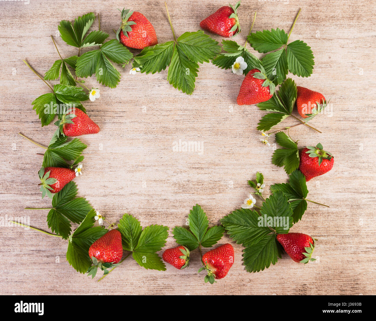 Strawberry frame hi-res stock photography and images - Alamy