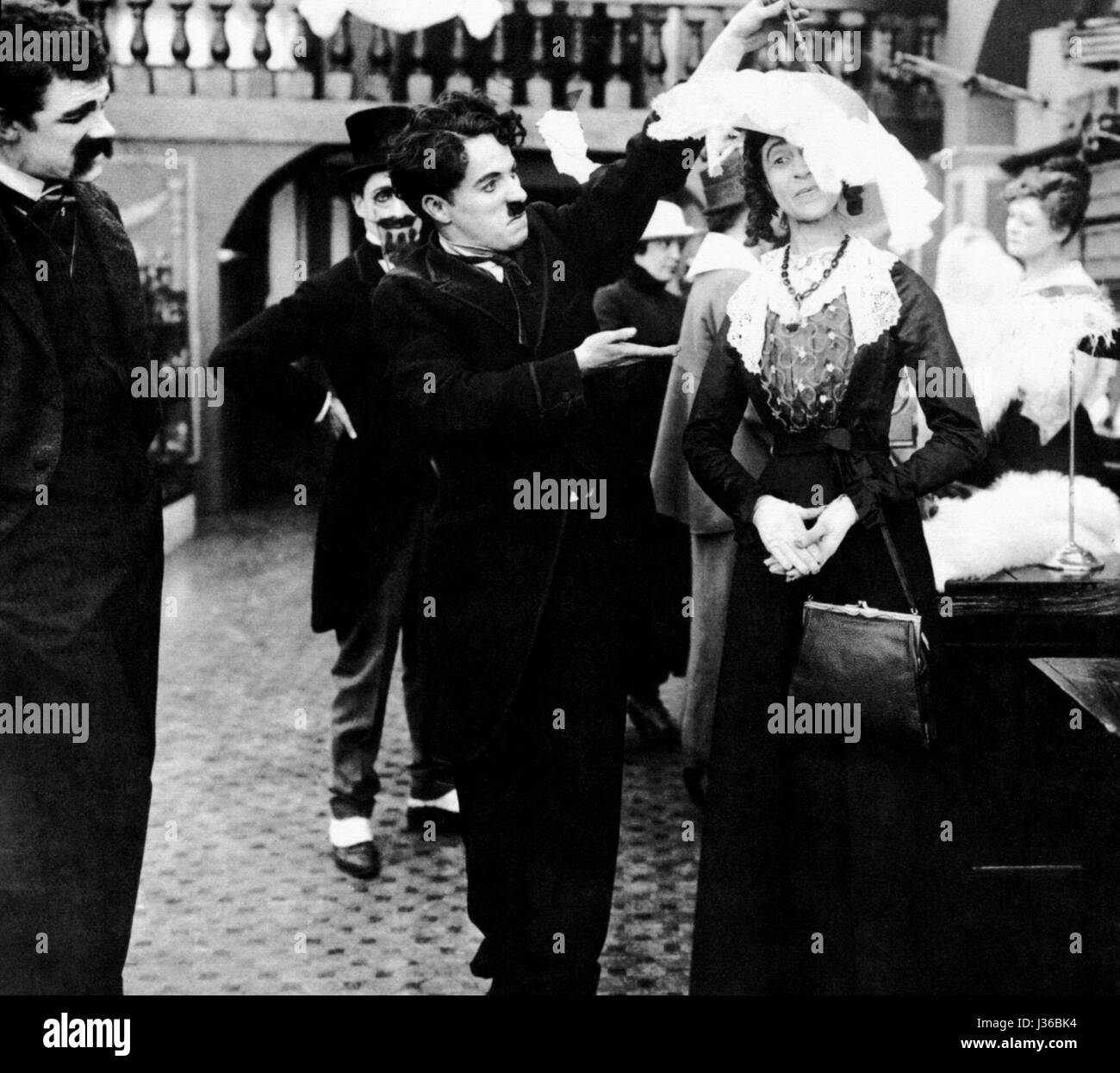 Charlie chaplin 1916 hi-res stock photography and images - Alamy