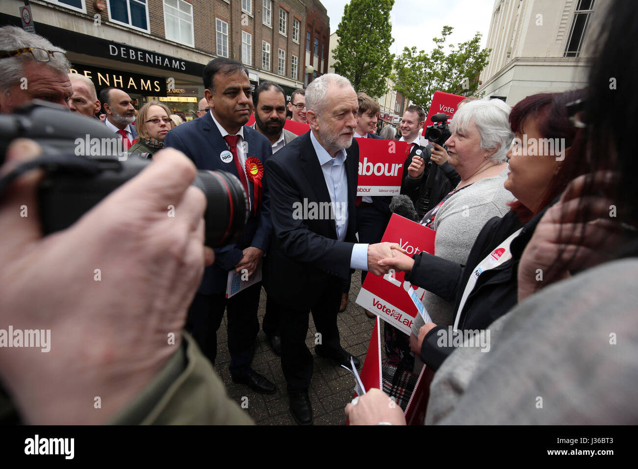 Labour leader Jeremy Corbyn on the general election campaign trail ...