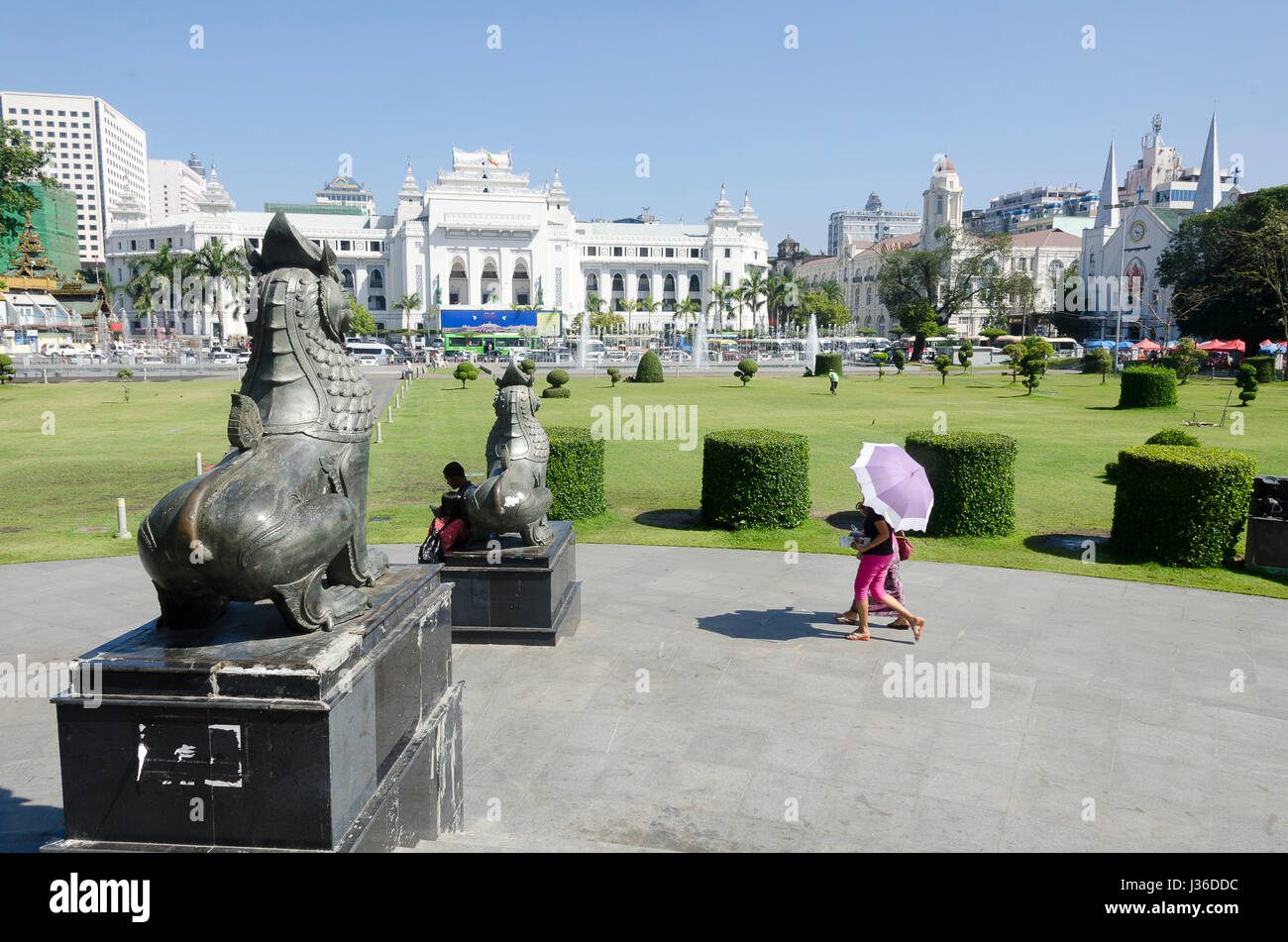 Yangon colonial buildings hi-res stock photography and images - Alamy
