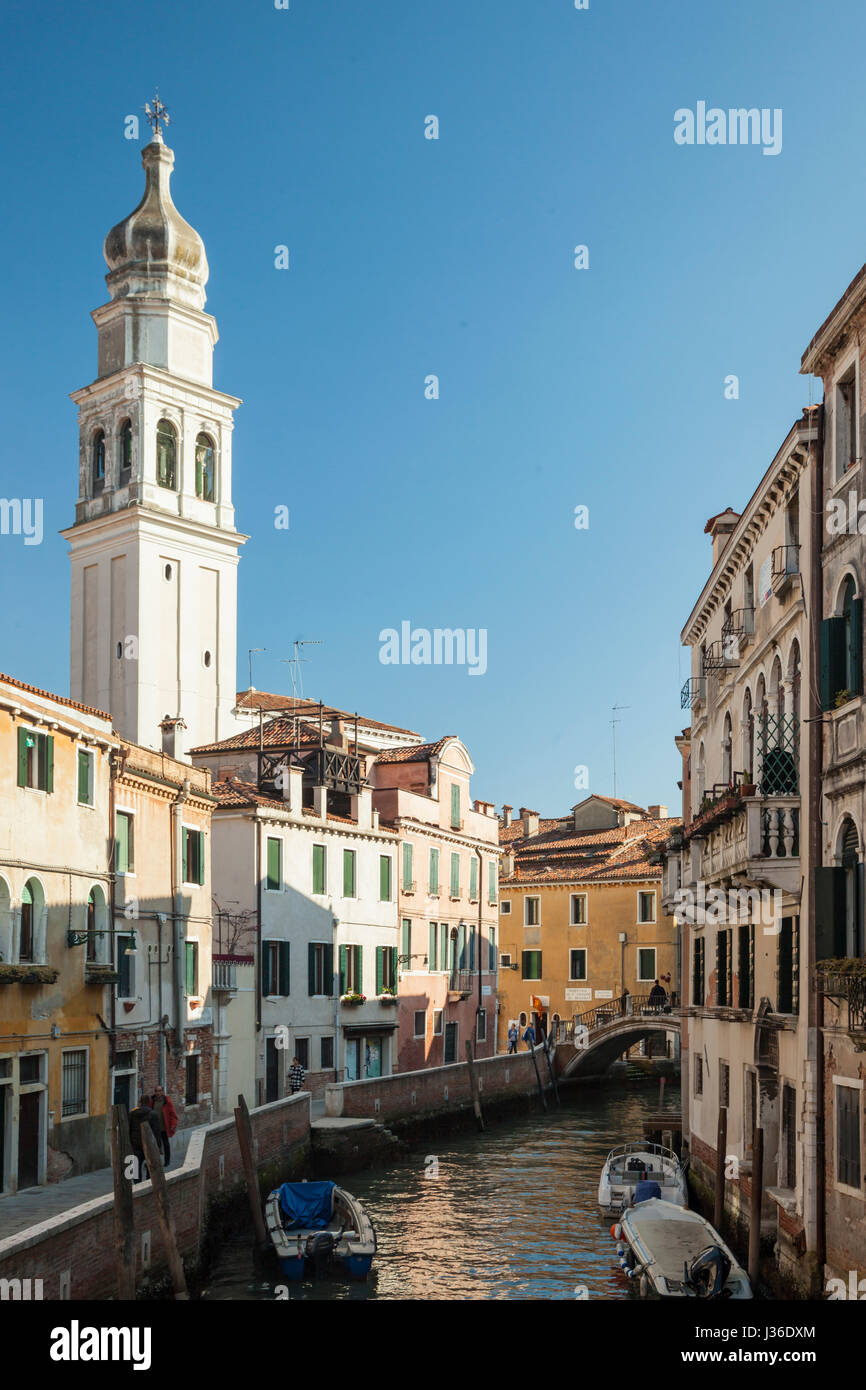 Sant'Antonin church in Castello district of Venice Stock Photo - Alamy