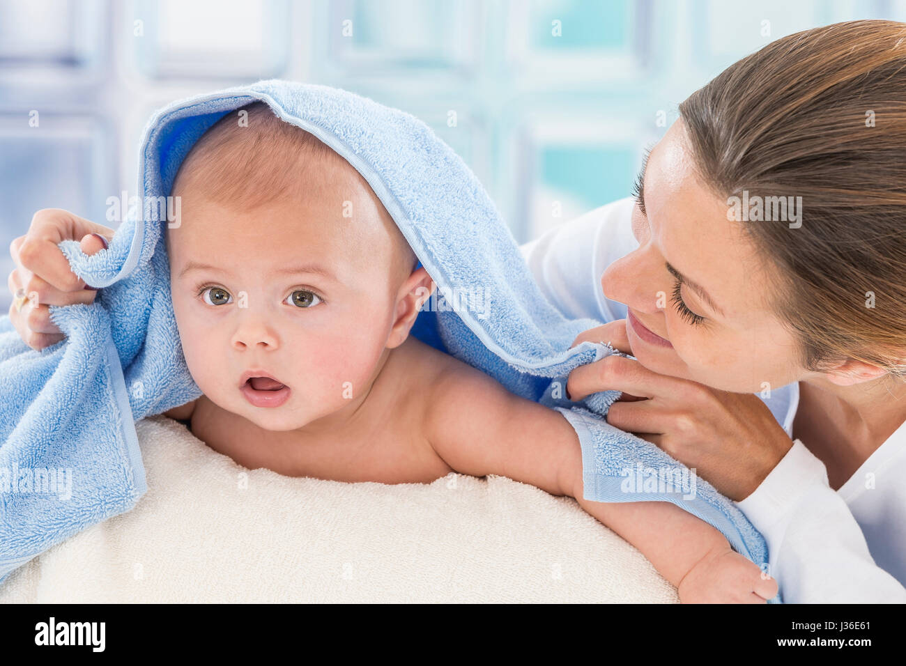 Infant washing hi-res stock photography and images - Alamy
