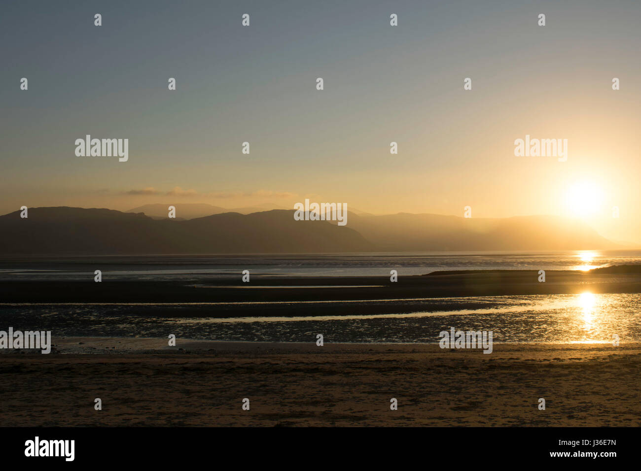 Irish winter sun hi-res stock photography and images - Alamy