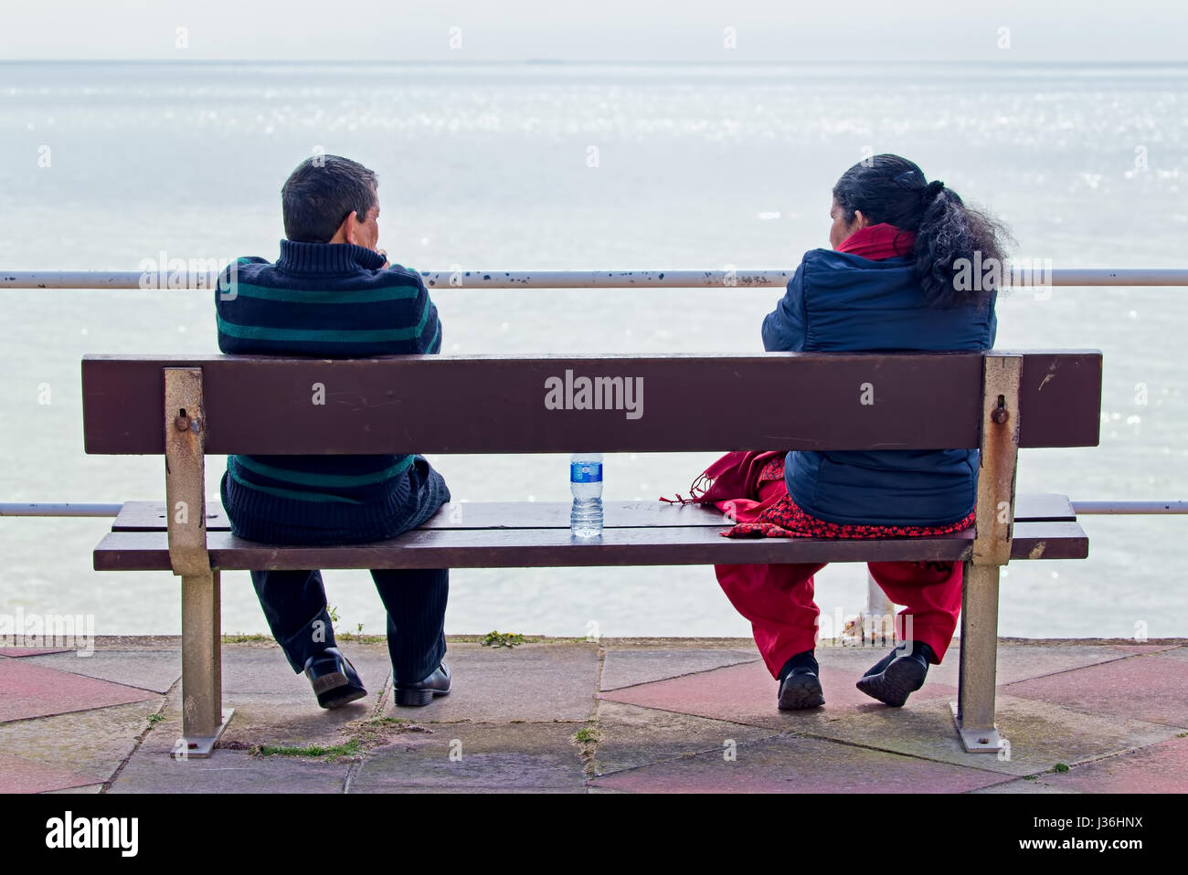 Man facing away from camera hi-res stock photography and images - Alamy