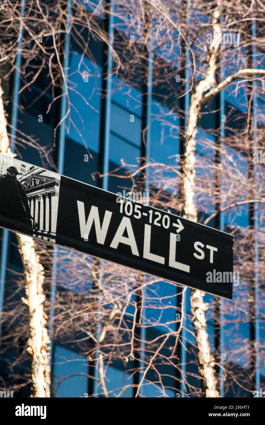 Sign for Wall Street in New York City Stock Photo - Alamy