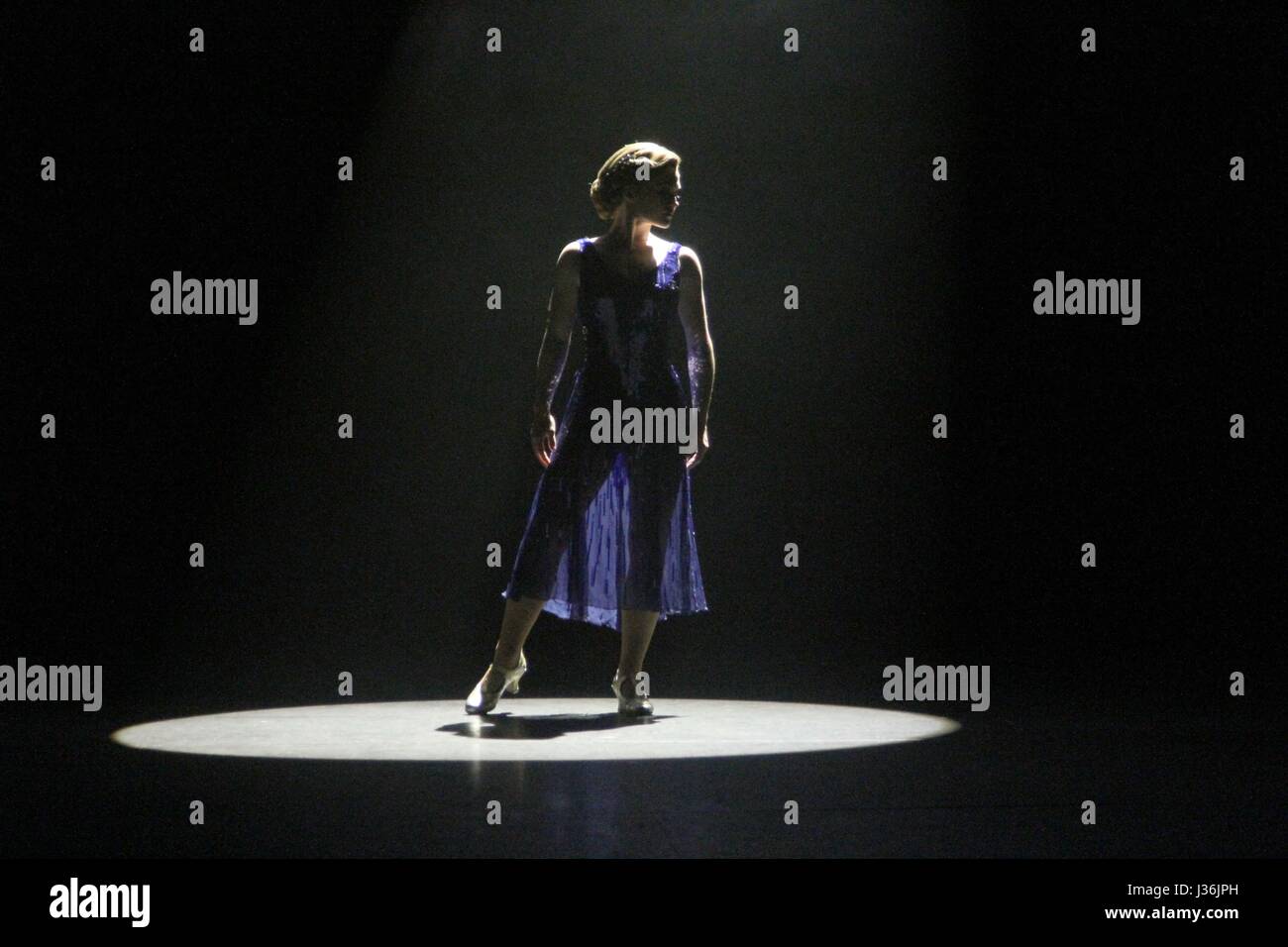 Clare Halse as Peggy Sawyer in a new production of 42nd Street at The ...