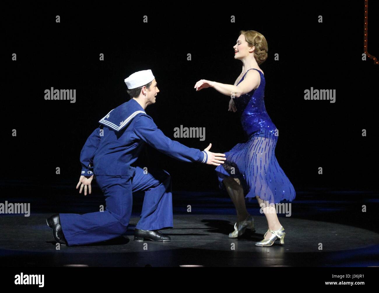 Clare Halse as Peggy Sawyer and Stuart Neal as Billy Lawler in a new ...