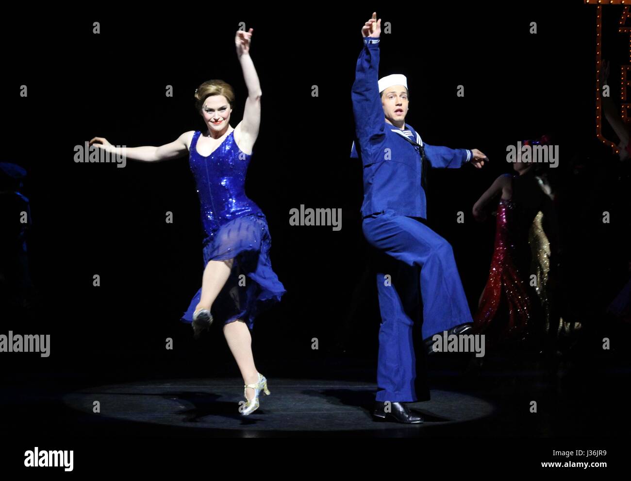 Clare Halse as Peggy Sawyer and Stuart Neal as Billy Lawler in a new ...