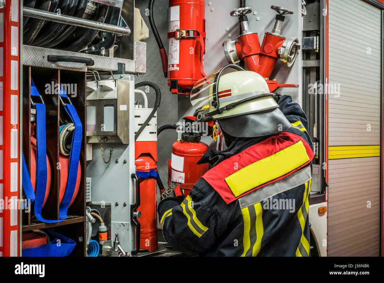 Professional fireman hi-res stock photography and images - Alamy