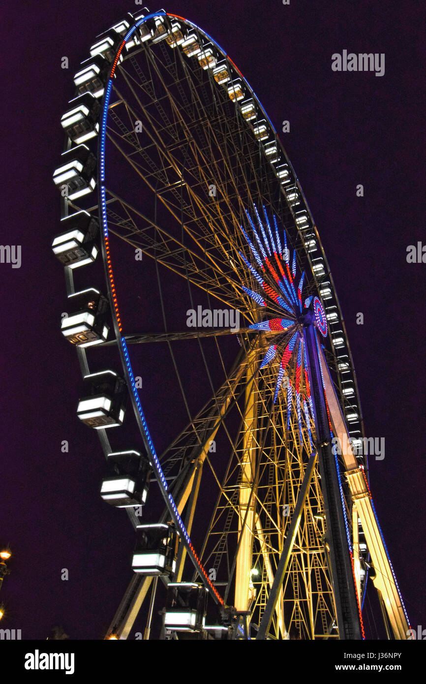 Paris Eye Big Wheel Stock Photo - Alamy