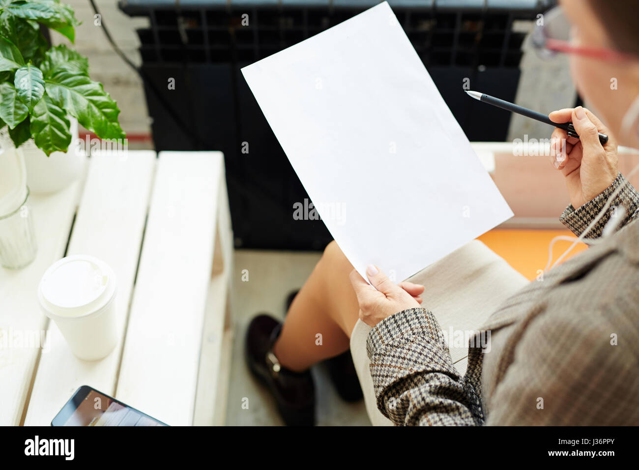 Female Hands with Blank Paper Sheet Stock Photo - Alamy