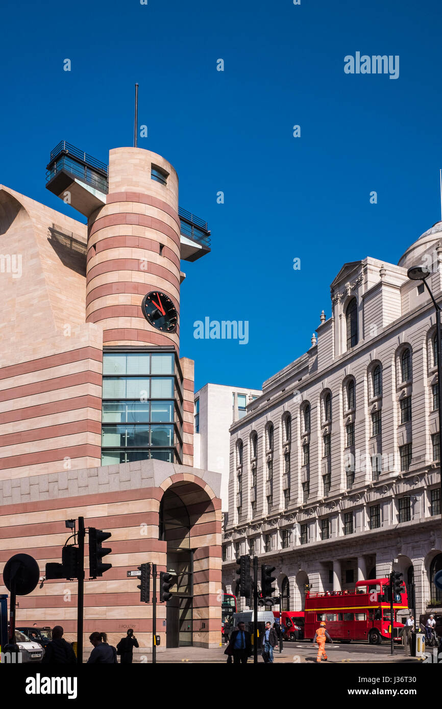 Poultry commercial building close hi-res stock photography and images ...