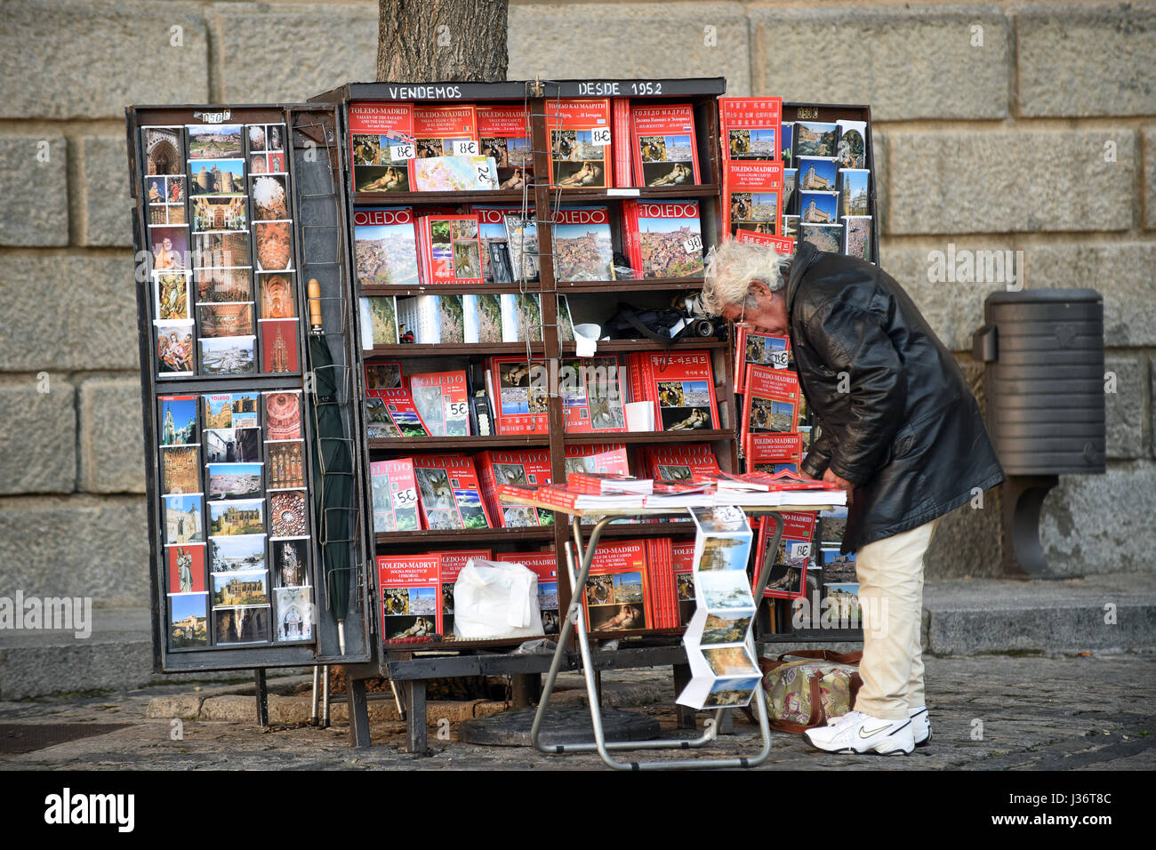 Souvenir book hi-res stock photography and images - Alamy