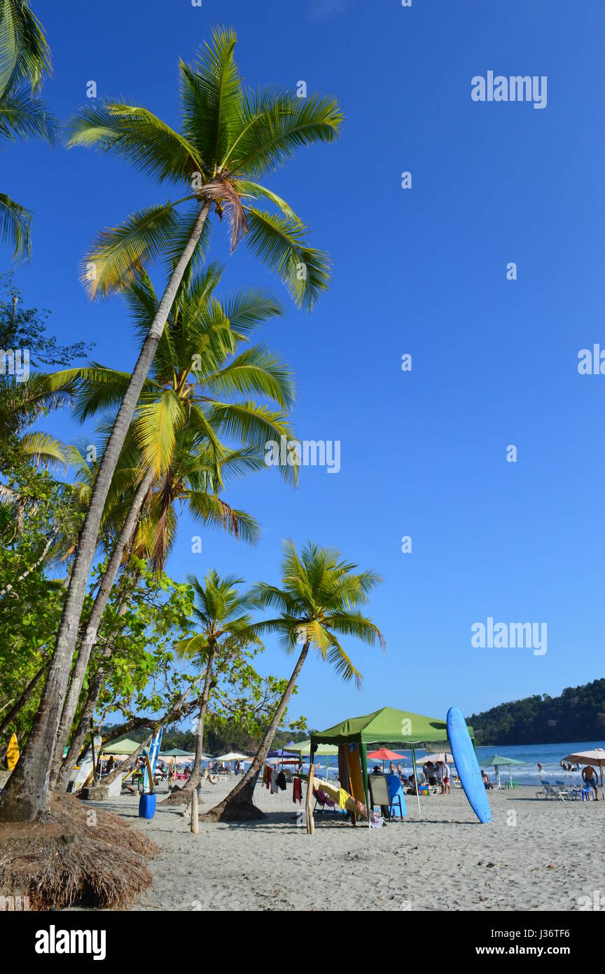 Quepos hi-res stock photography and images - Alamy