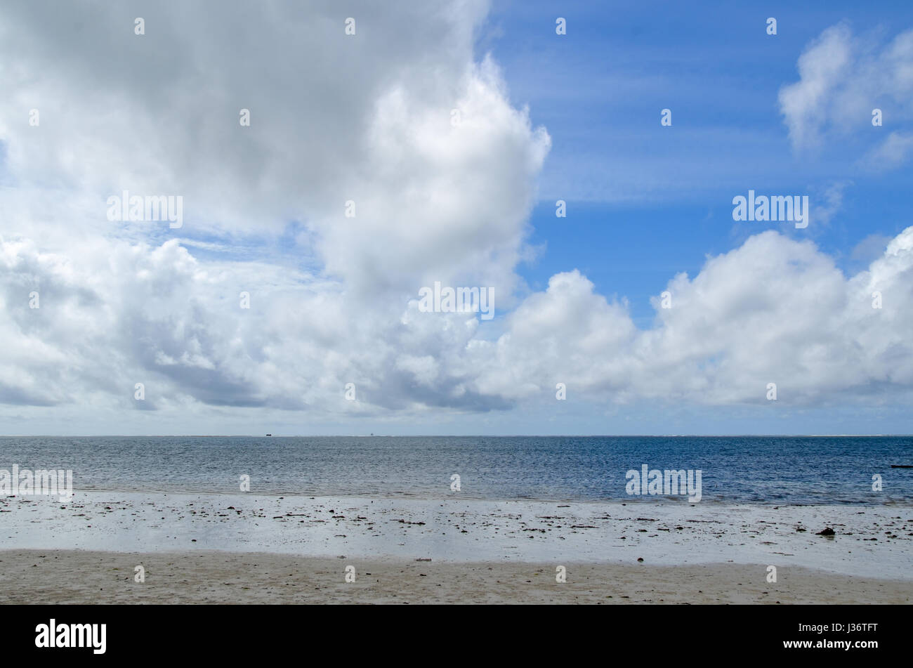 Indian Ocean Coast, Mombasa Kenya Africa Stock Photo - Alamy