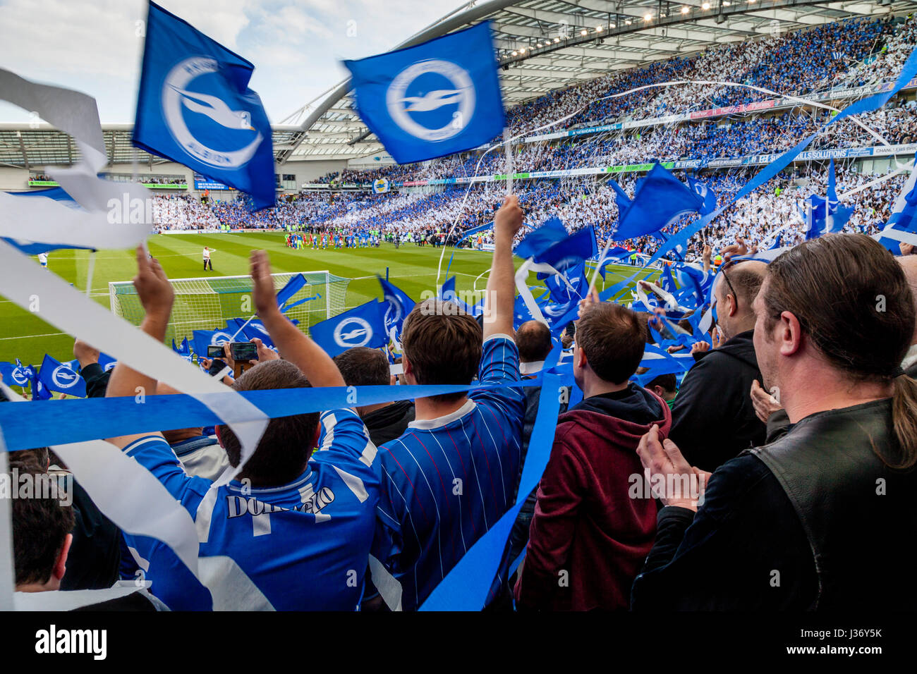 Brighton Hove Albion Football Supporters Stock Photos & Brighton Hove ...
