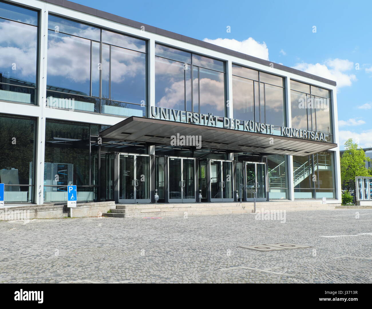 Udk hi-res stock photography and images - Alamy