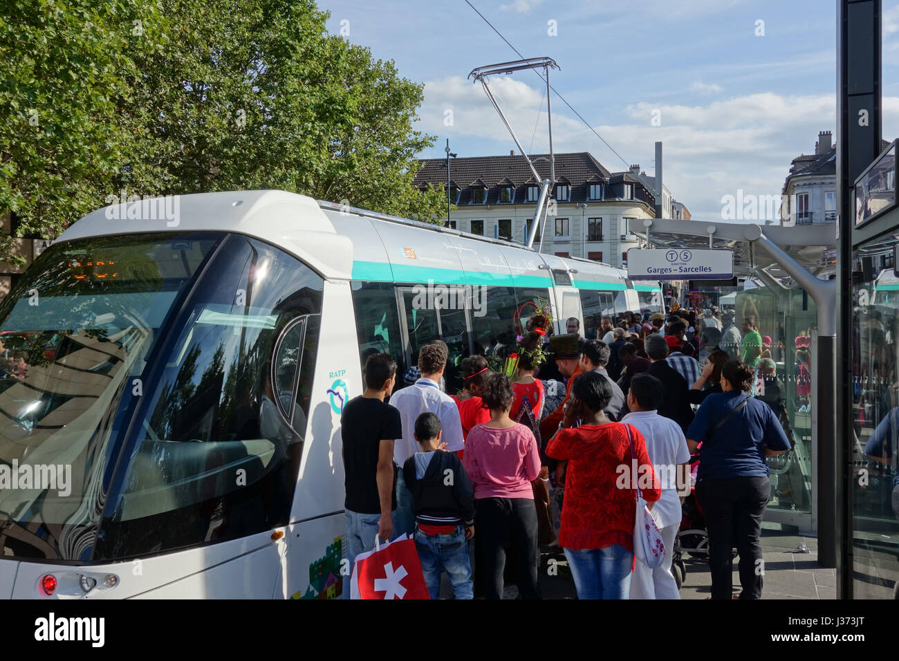 Paris, Spurbus System Translohr, T5 Stock Photo - Alamy
