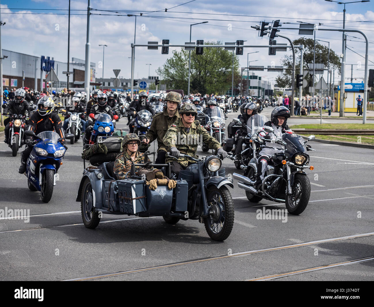 Motorcycle Convoy High Resolution Stock Photography and Images - Alamy