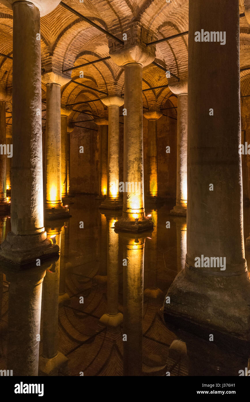 Underground cistern istanbul hi-res stock photography and images - Alamy