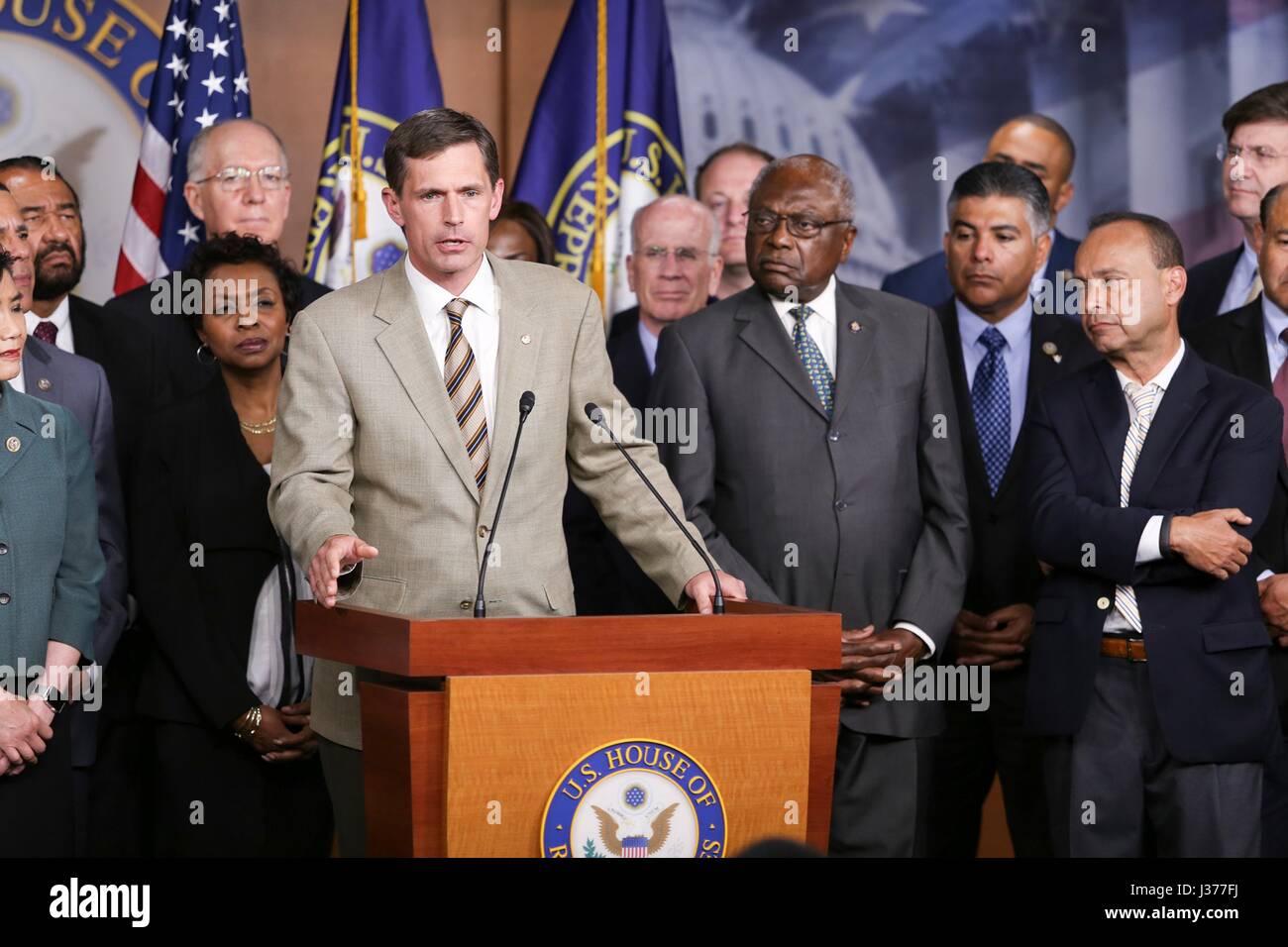 U.S. Senator Martin Heinrich of New Mexico joins Democrats to speak ...