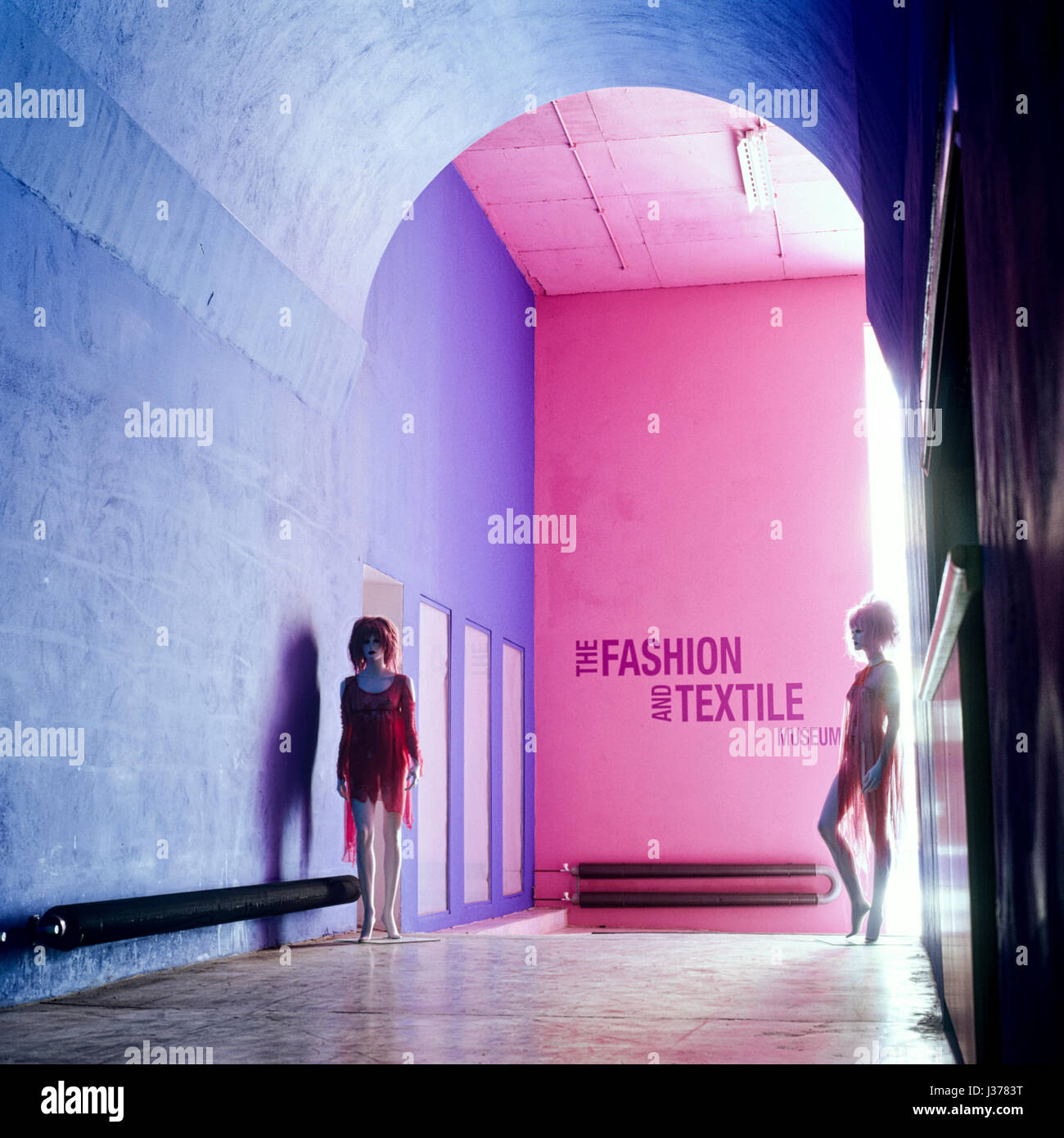 Textile museum hi-res stock photography and images - Alamy