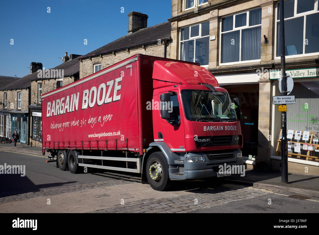 Bargain booze hi-res stock photography and images - Alamy