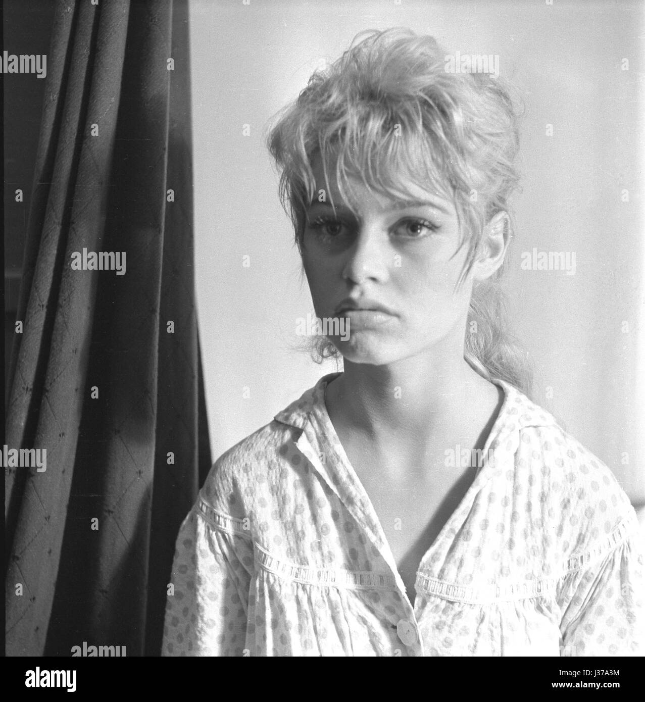Brigitte french film actress hi-res stock photography and images - Alamy