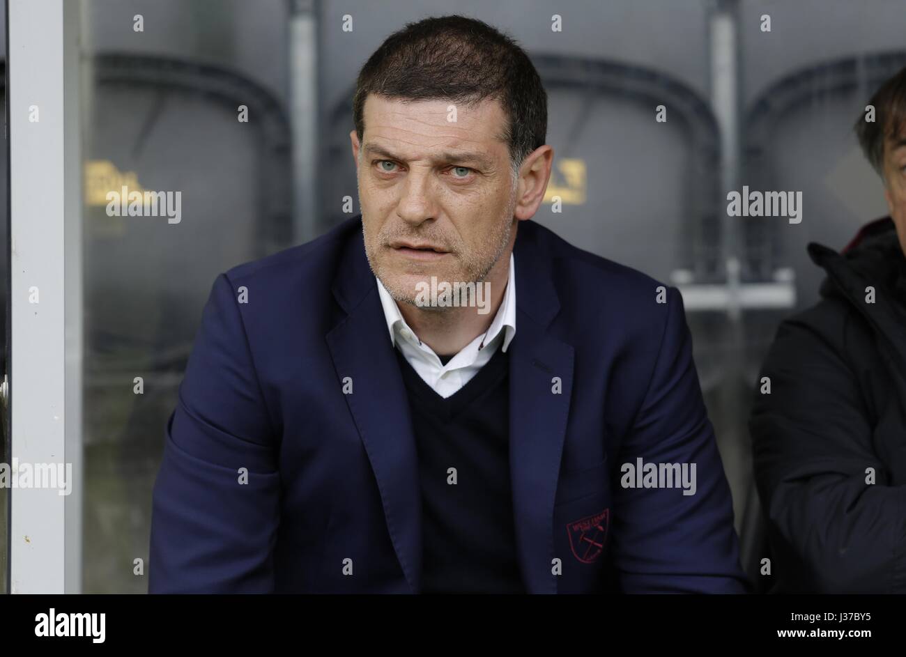 SLAVEN BILIC WEST HAM UNITED FC MANAGER KC STADIUM HULL ENGLAND 01 ...