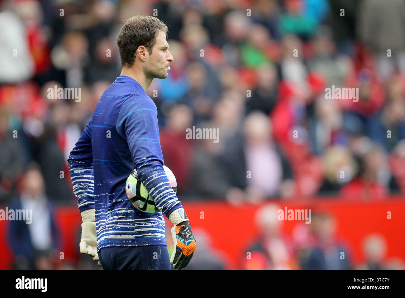 Asmir begovic goal hi-res stock photography and images - Alamy