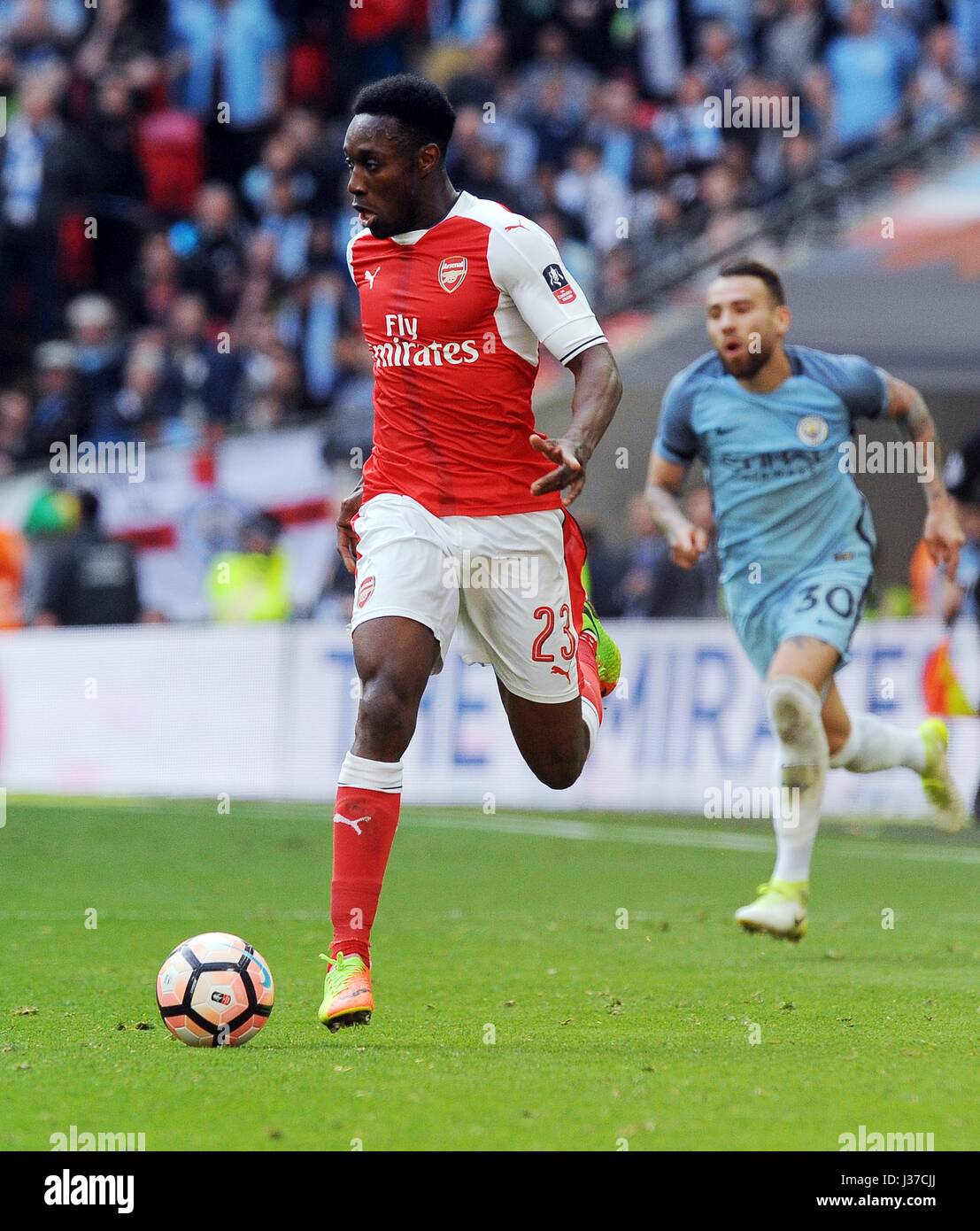 DANNY WELBECK OF ARSENAL ARSENAL V MANCHESTER CITY WEMBLEY STADIUM ...