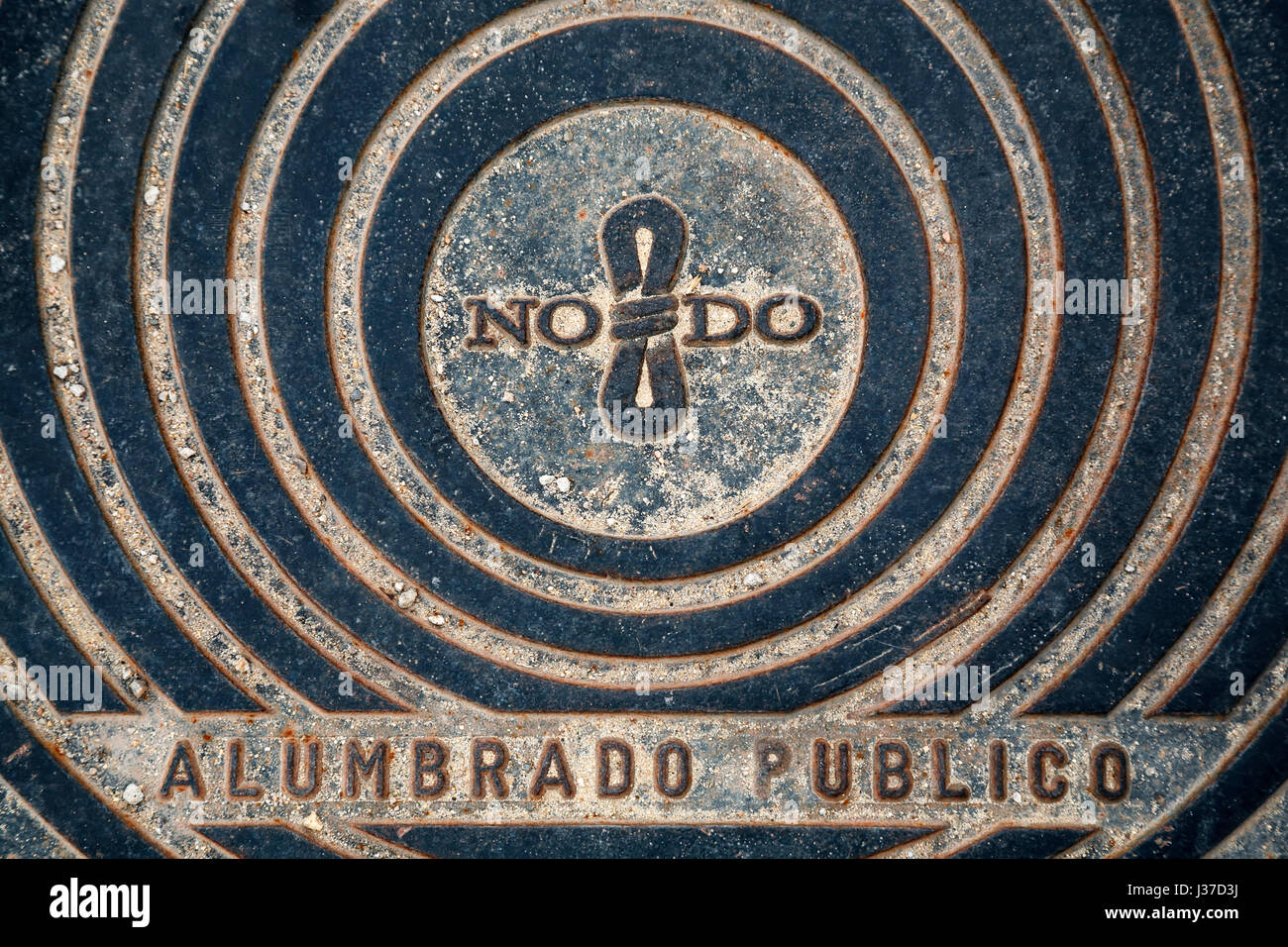 NO8DO utility manhole cover, Seville, Spain Stock Photo - Alamy