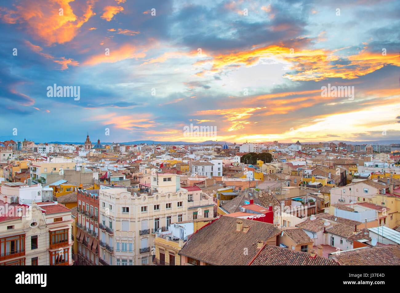 Old district valencia hi-res stock photography and images - Alamy