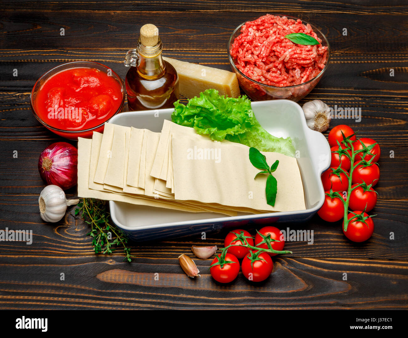 dried uncooked lasagna pasta sheets and ingridients Stock Photo - Alamy