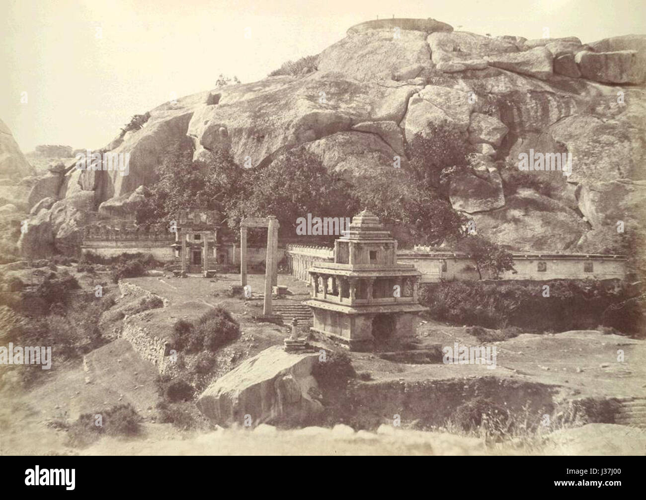 Chittuldroog Temple. Chamundi Temple, Chitradurga Stock Photo - Alamy