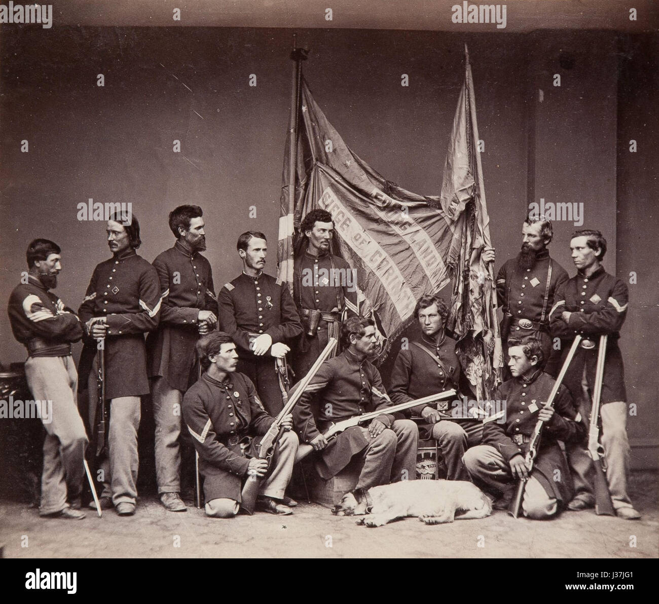 The colour bearers of the 71st Illinois Infantry Regiment were ...