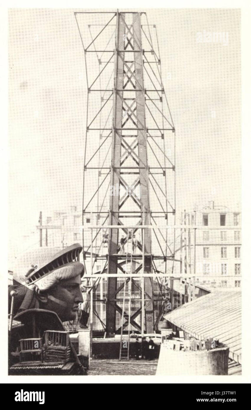 An image or reference to the construction of the Statue of Liberty, a ...