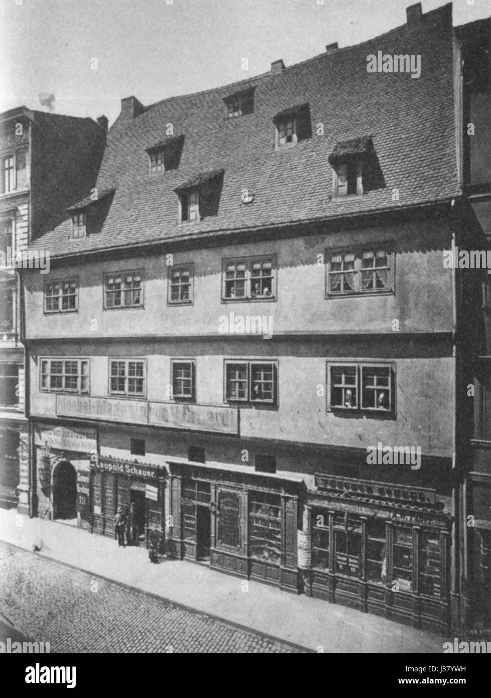 Established 1880 Black and White Stock Photos & Images - Alamy