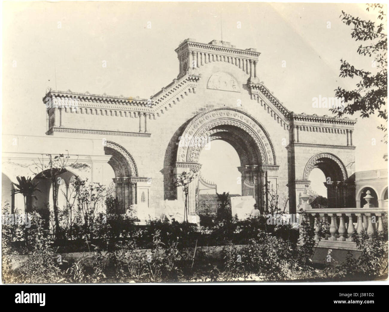 Colon Cemetery Main Gate before 1901 Stock Photo - Alamy